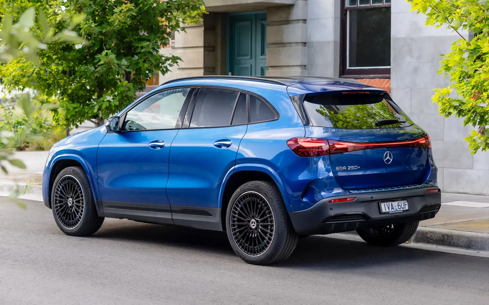 Mercedes-Benz EQA and EQB Night Editions Announced - CarSauce